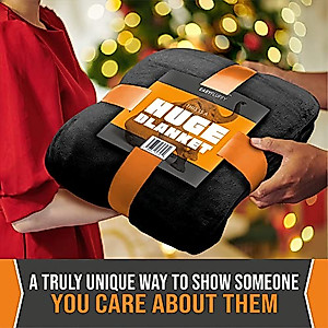 Big Oversized Blanket, 10' x 10' (120'' x 120'') Large Blanket for Families, Extra Soft, Lightweight, Plush Giant Blanket for All Seasons, XL Oversize Fleece Throw, Worlds Biggest Blanket (Black)