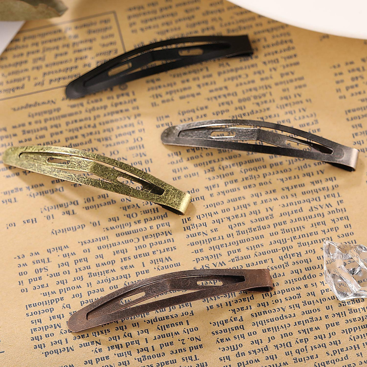 Oval Metal Contour Hair Clips, Funtopia 40 Pcs 2.4" Snap Hair Clips Simple Barrettes Hairpins Long Hair Clips for Women Girls Men (Classic Color)