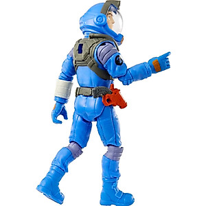 Mattel Disney and Pixar Lightyear XL-03 Buzz Lightyear Action Figure & Accessory, 5-inch Toy Collectible Inspired by the Movie