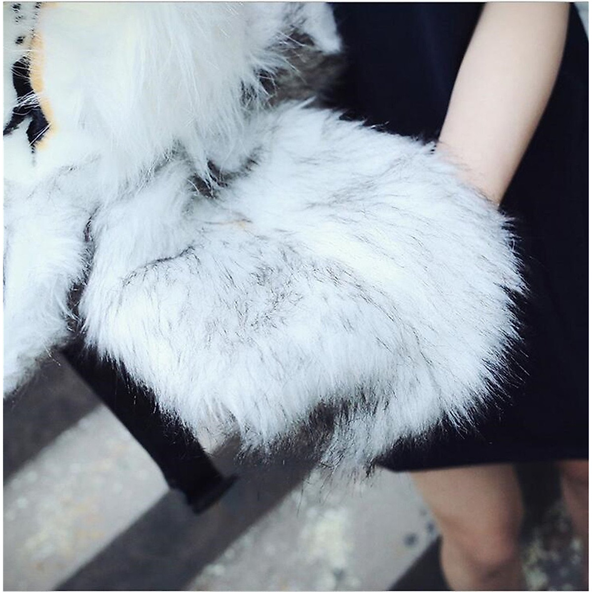 Domineering backpack stuffed tiger head 3D simulation personalised shoulder Bag Animal head shoulders bag (large, tiger white)