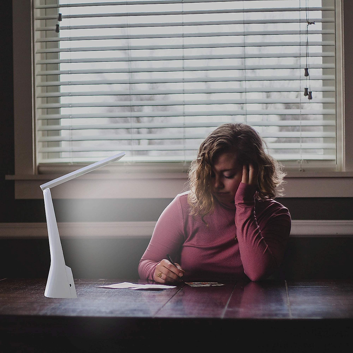 AOIRHLA Portable LED Desk Lamp, Rechargeable LED Lamp, Desk Lamp Battery Powered,Small Cordless Table Lamp, 3 Color Modes,3 Brightness Levels,White