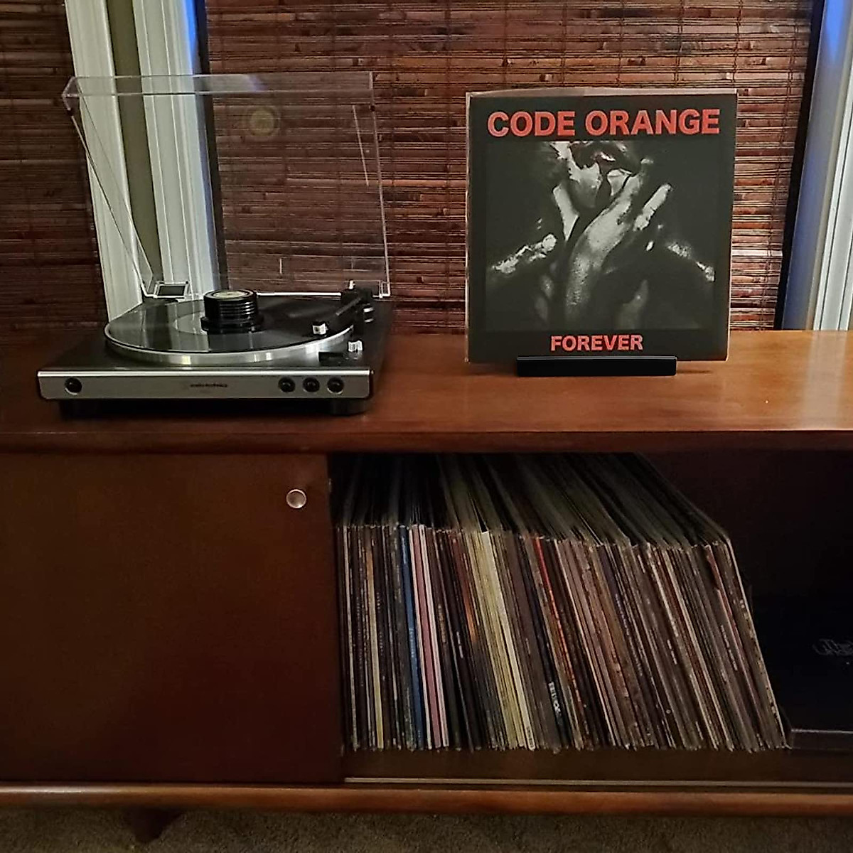 Tabletop Vinyl Record Holder – Record Display Now Playing-Perfectly with Record Collection Holders，Holds any Size Record -Doubles - Triple Gatefolds, even Box-Sets(Walnut)