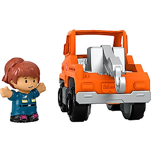 Fisher-Price Little People Toddler Toy Help and Go Tow Truck and Figure for Pretend Play Kids Ages 1+ Years