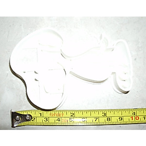 INSPIRED BY SNOOPY PET BEAGLE COMICS CARTOON CHARACTER COOKIE CUTTER BAKING TOOL MADE IN USA PR615