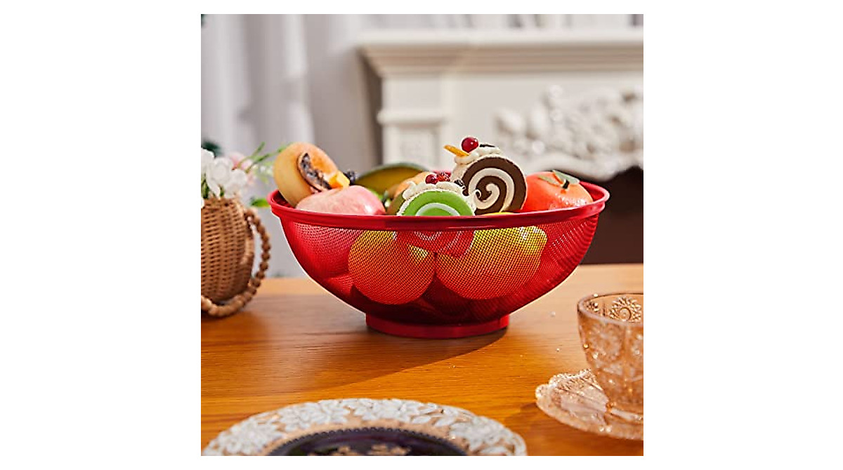 Charming Apple Shaped Fruit Baskets for Your Kitchen