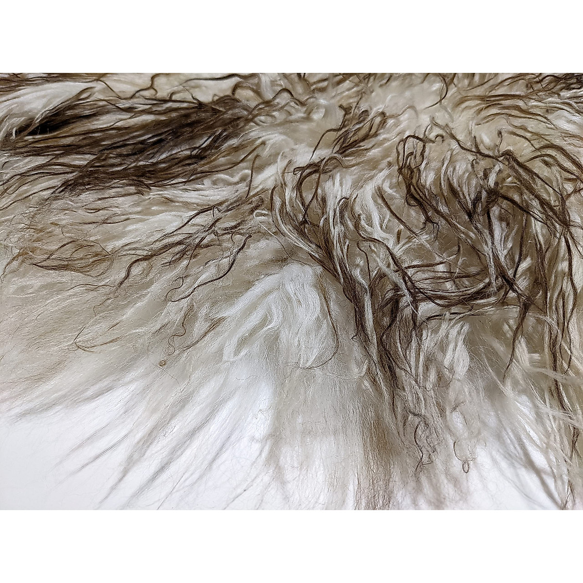 Home Collezione by Salvani Genuine Icelandic Sheepskin Rug Throw (Shade of Brown - Curly Pile) 24"x36"