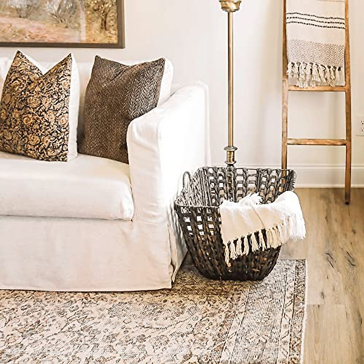 Artera Large Wicker Storage Basket - Set of 3 Woven Water Hyacinth Blanket Baskets with Handle, Natural Nesting Storage Bins for Living Room, Bedroom, Bathroom or Laundry Room