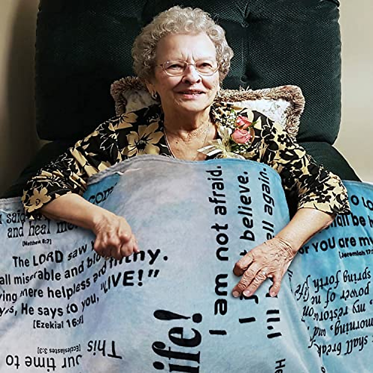 Prayer Healing Blanket with Inspirational Scripture Bible Verse Soft Flannel Throw Blankets Christian Religious Gifts for Women Men 60" x 50"