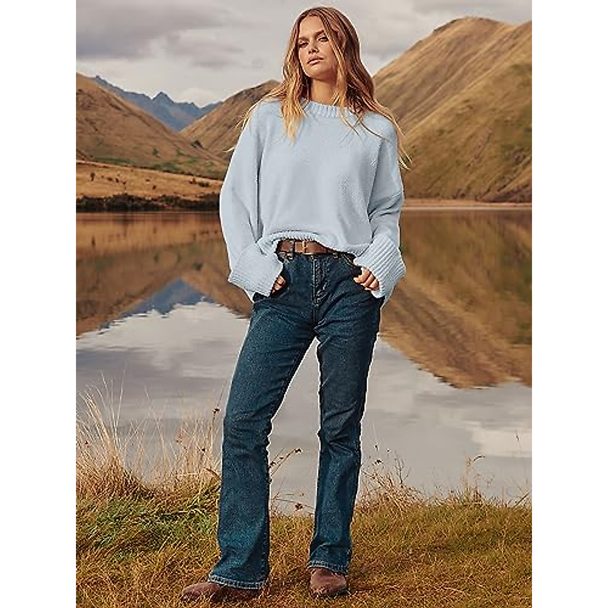 ANRABESS Women's Oversized Crewneck Long Sleeve Fuzzy Knit Casual Chunky Warm 2025 Fall Pullover Sweaters Top Trendy Outfits Light Blue Small