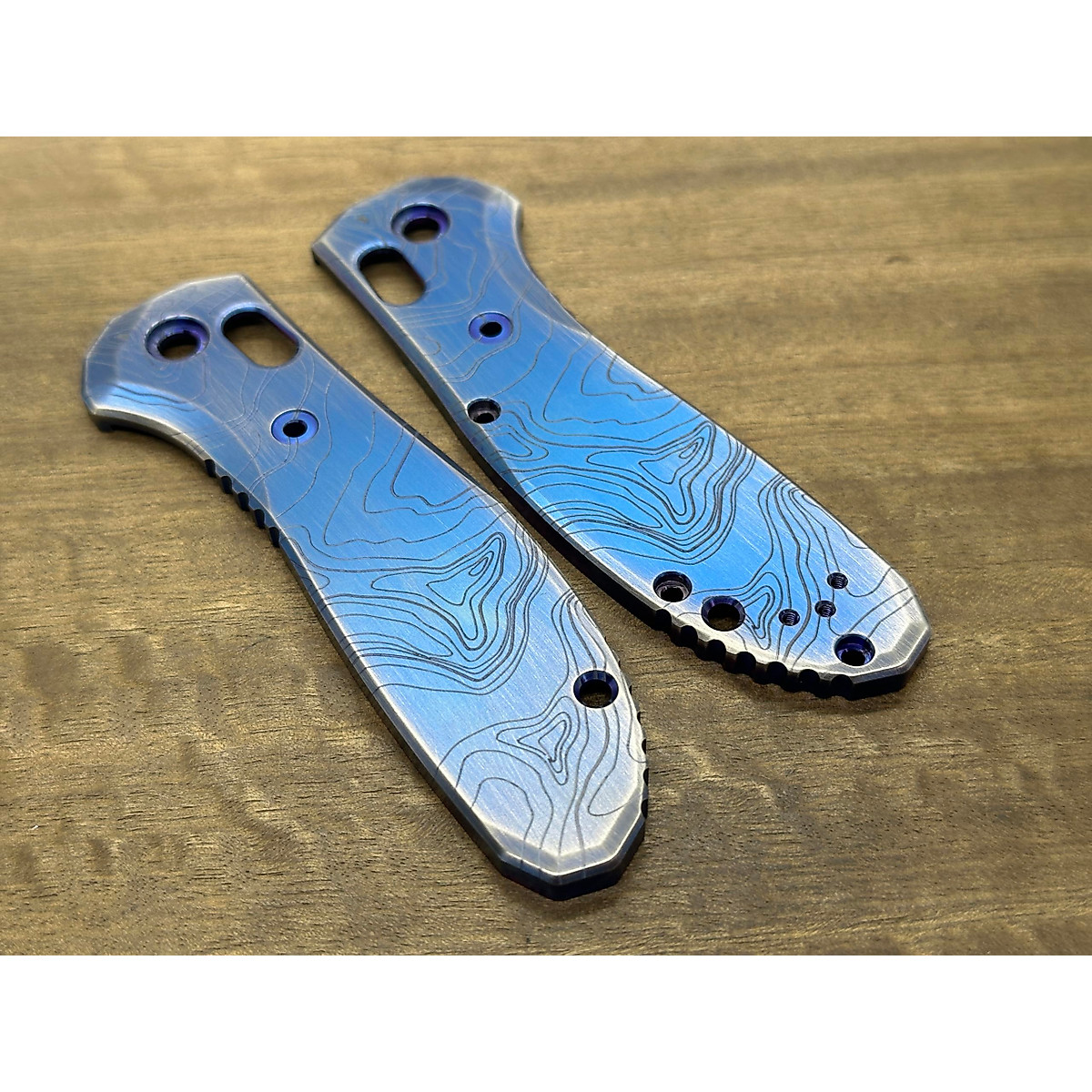 Black TOPO Titanium Scales for Benchmade GRIPTILIAN 551 & 550