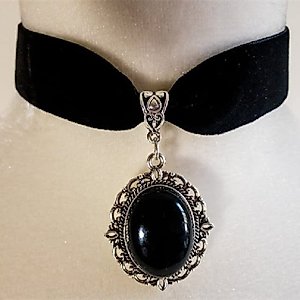 Gothic Black Agate Choker Velvet Fashion Goth Jewelry Women Gift Pagan Wiccan Medieval Pendant Statement Renaissance Necklace
