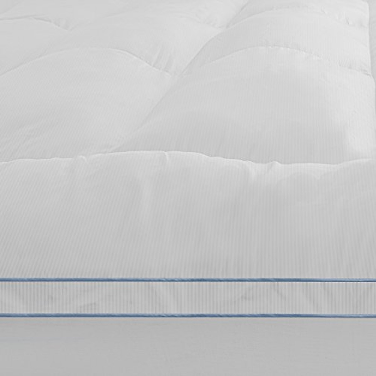 Restonic Mattress Topper, King, White