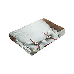 Clown Ultra-Soft Micro Fleece Blanket Throw Fuzzy Lightweight Hypoallergenic Plush Bed Couch Living Room