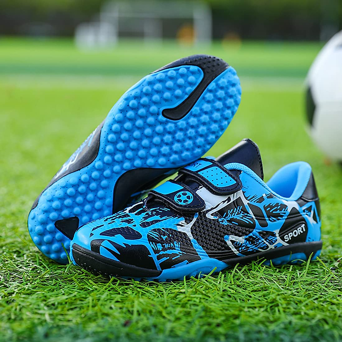 FUQIAO Kids Firm Ground Soccer Cleats for Boys Girls Outdoor Athletic Turf Shoes Indoor Football Trainning Sneakers, Blue, 2.5 Little Kid