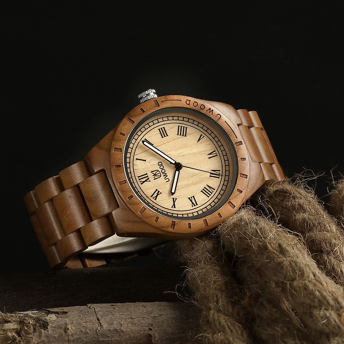 LeeEv Mens Light Weight Unique Wood Watch, Uwood Series Handmade Sandalwood Analog Quartz Vintage Roman Number Natural Wooden Wristwatch