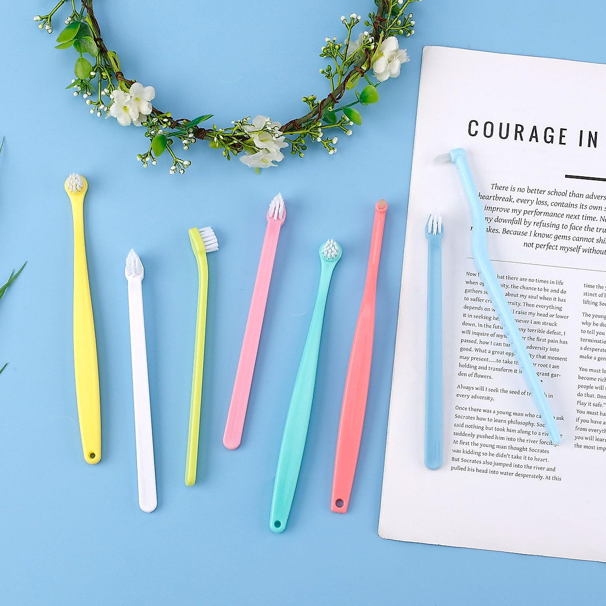 XIHIRCD 8pcs Pet Toothbrush, 3 Styles Cat & Dog Toothbrush Micro Brush Head Puppy Mini Toothbrush Soft Bristle Small Dog Dental Clean Kit for Teeth Clean Plaque Tartar Formation (Colour 3)