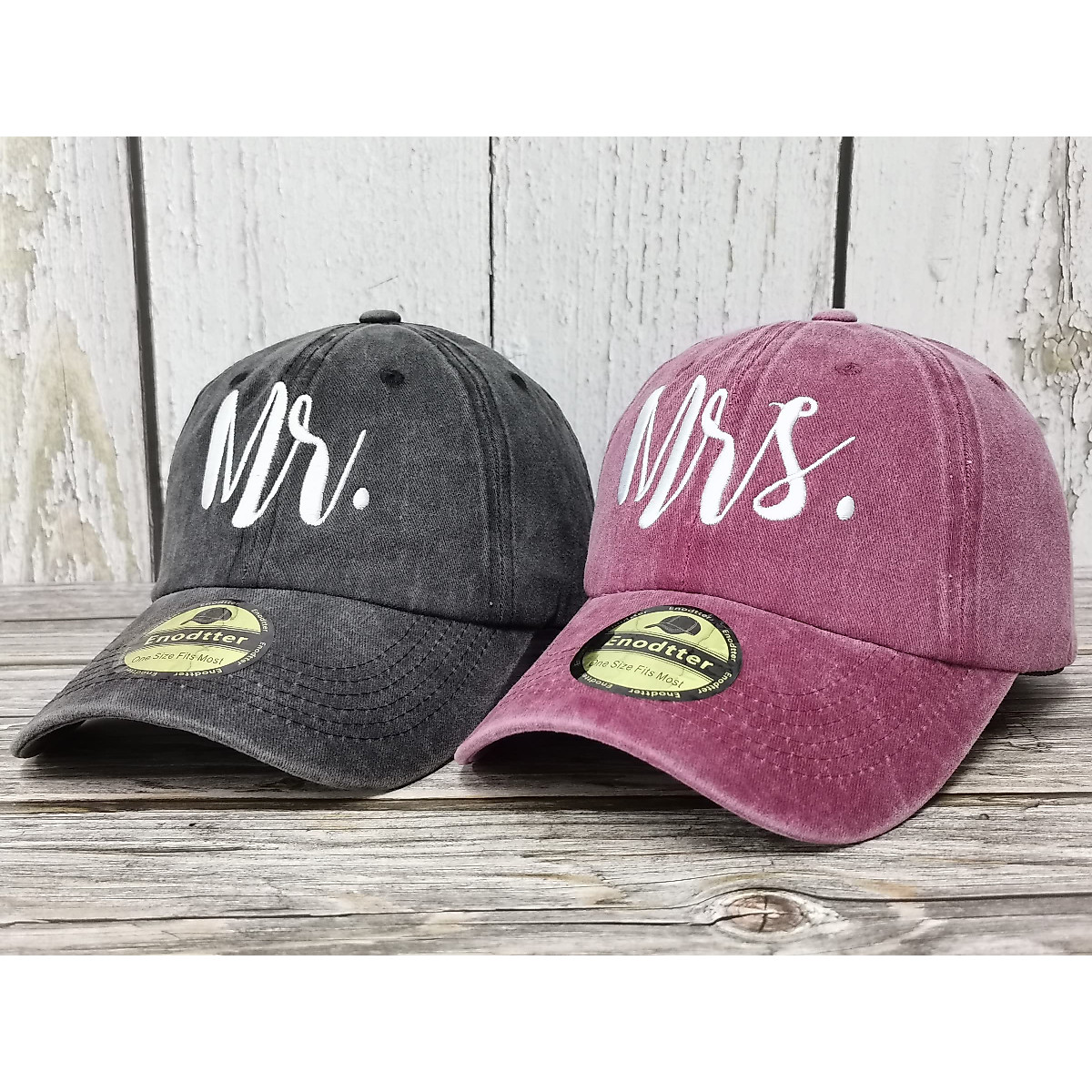Enodtter Mr and Mrs Hats, Hubby Wifey Embroidered Bride Groom Matching Baseball Caps, Newlywed Honeymoon and Wedding Gift for Couples, Bridal Gift