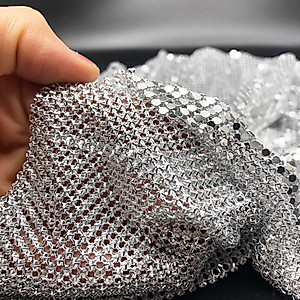 OQINGNA 45x40cm Sparkly Metal Mesh Fabric Chainmail Jewelry Metallic Cloth Sequined Craft Fabric Cuttable for Clothing Bag Making Party Shoes Decorations Accessories (Silver 45x40cm)