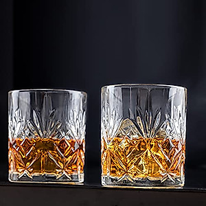 KANARS Whiskey Glasses Set of 4, 10 Oz Old Fashioned Bourbon Glass for Men Dad, Rocks Barware Lowball Tumblers for Scotch, Malt, Vodka, Cocktail and Irish Whisky Drinking
