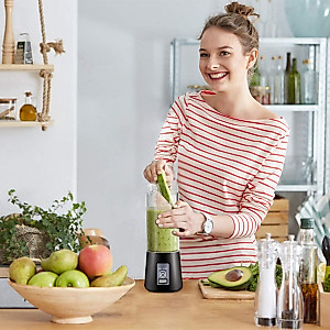 Portable Blender, Personal Size Blender for Shakes and Smoothies with 6 Ultra Sharp Blades, BPA Free,Cordless, Mini Blender Cup with Travel Lid and USB Rechargeable for Office, Gym, Kitchen