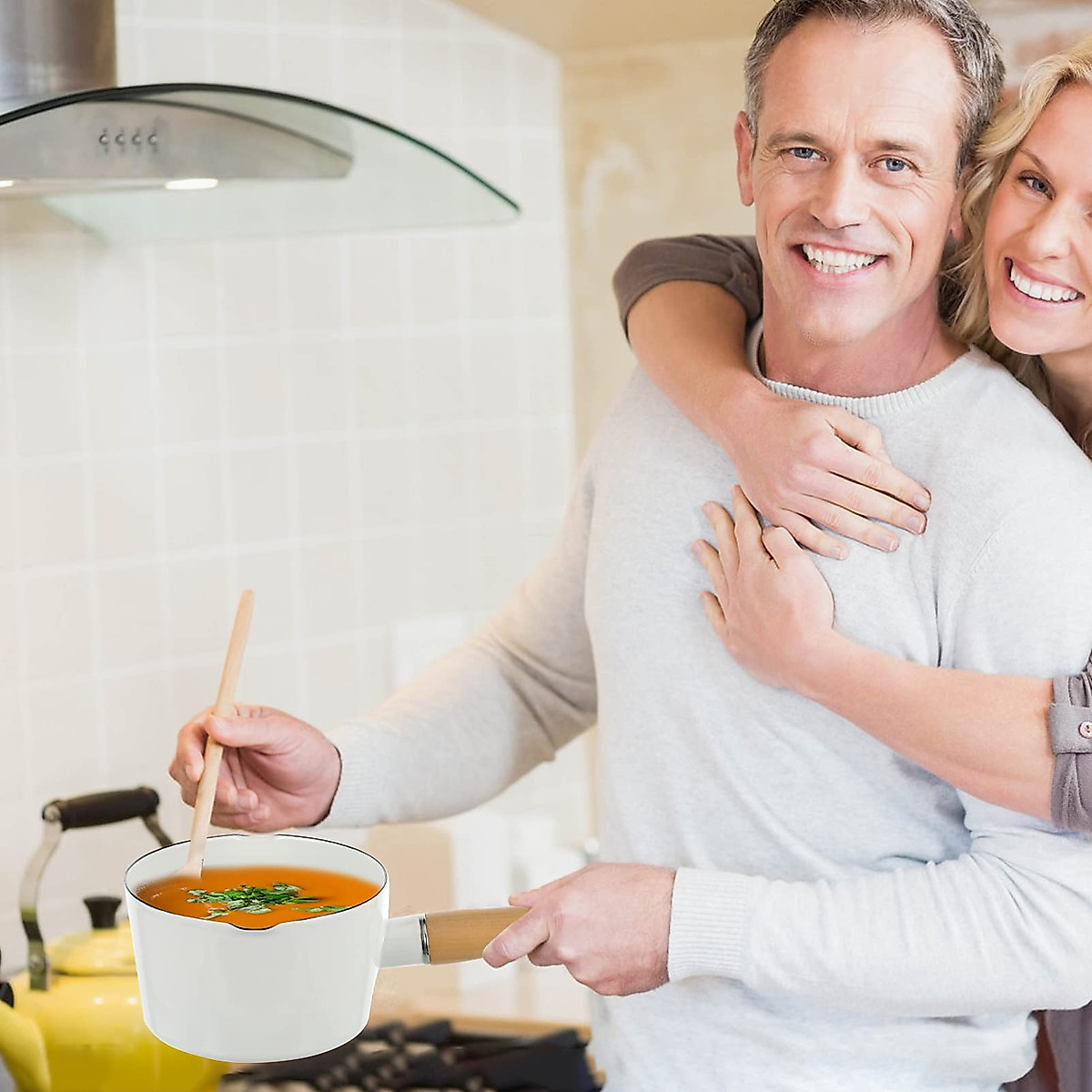 Milk Pot：Cabilock Enamel Milk Pan with Wooden Handle Butter Warmer Soup Pot Saucepan Pan Milk Pot Small Cookware with Pour Spouts for Boiling Milk Noodle Butter Coffee Baby Food