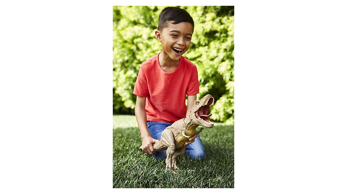 Jurassic World Epic Roarin’ T-Rex Action Figure with Roar & Shake