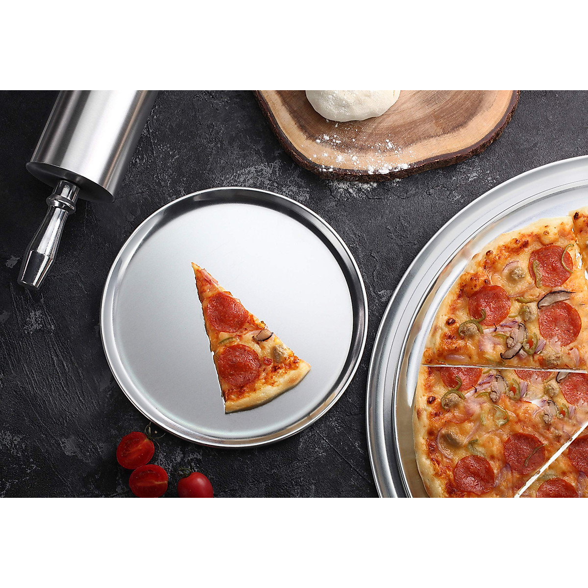 New Star Foodservice | Commercial Aluminum Pizza Tray Pizza Pan Coupe Style (Silver, 14-Inch)