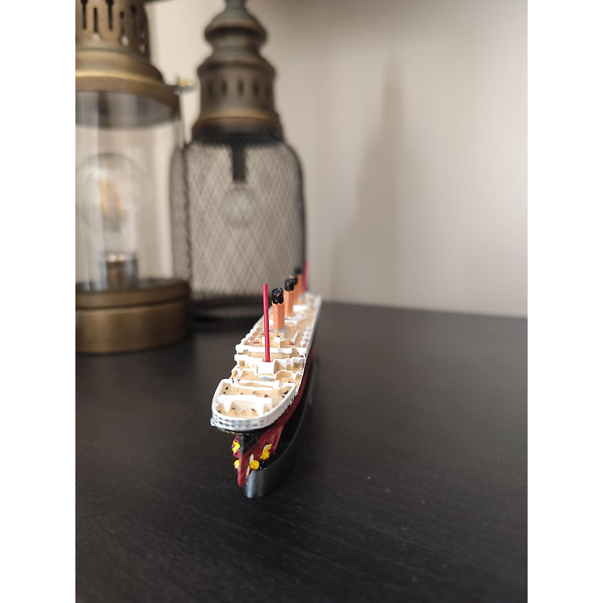 Titanic Resin Model 8" long (sg)