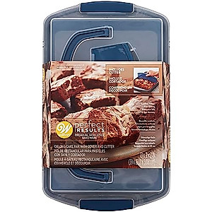 Wilton Perfect Results Non-Stick Oblong Cake Pan Set - Bake, Transport and Serve a Delicious Cakes, Brownies, Casseroles, 3-Piece, 13 x 9-Inch
