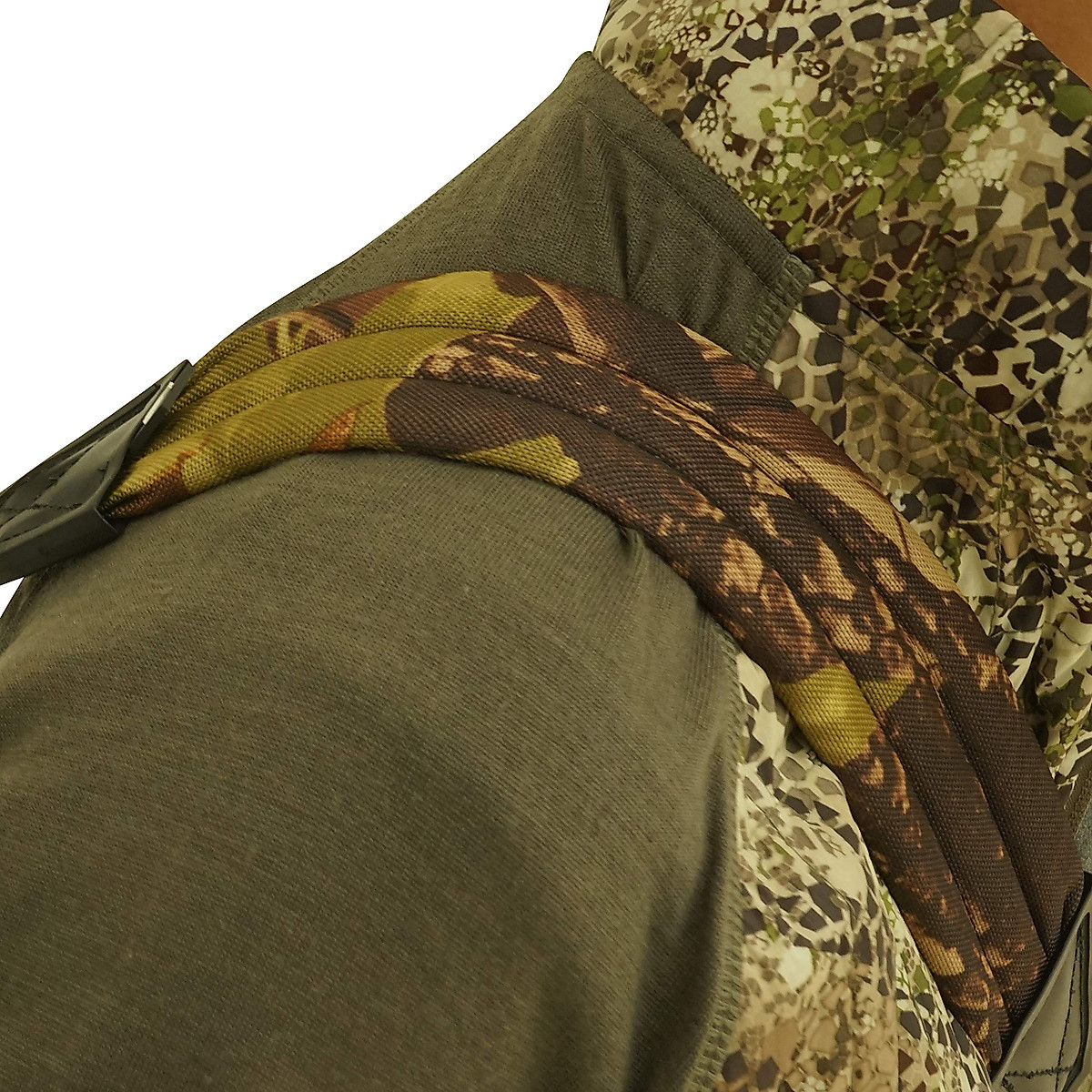 Southland Archery Universal Black Padded Crossbow Sling (Camo)