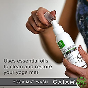 Gaiam Yoga Mat Cleaner Spray (4oz), Green