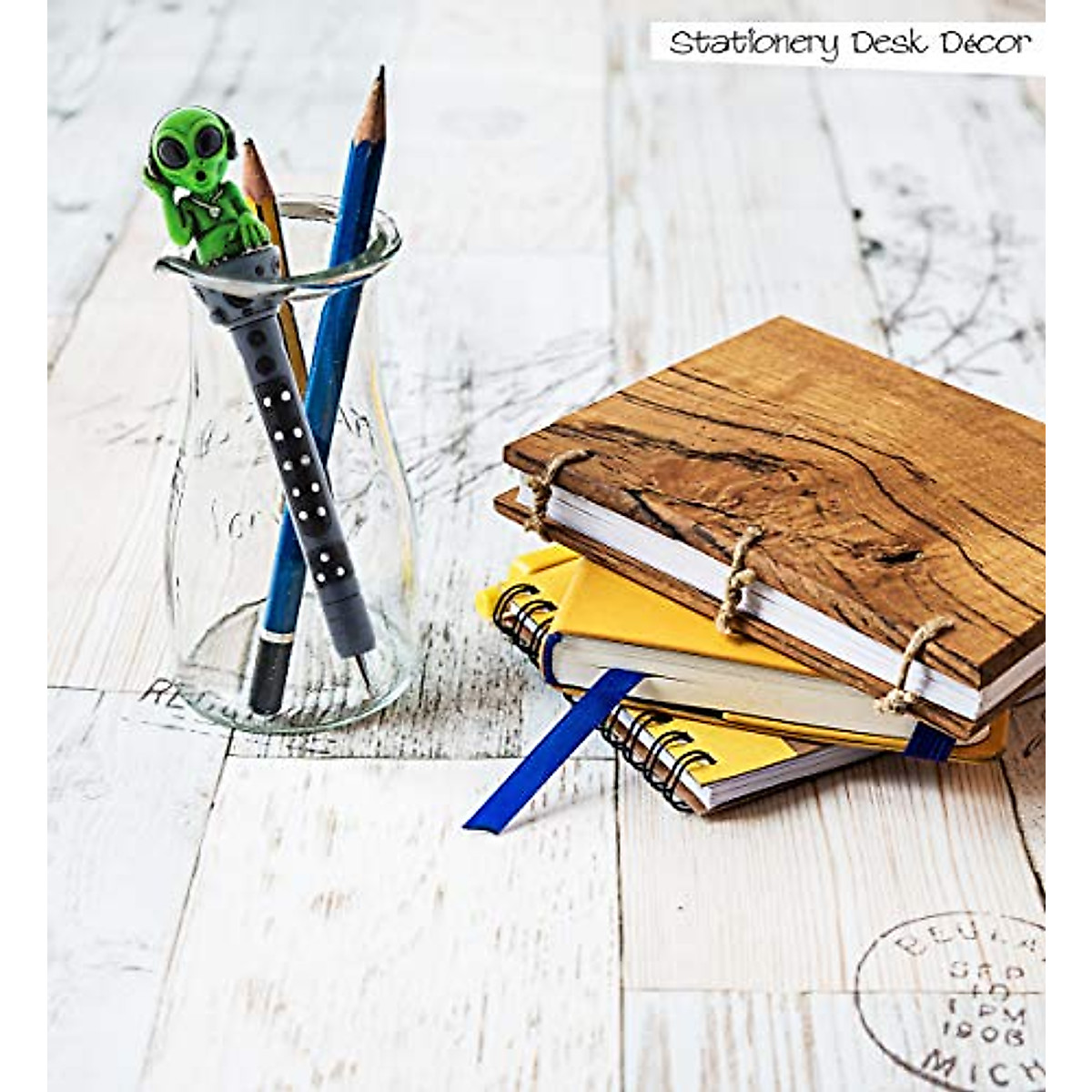 Planet Pens Alien DJ Novelty Pen - Fun and Unique Kids and Adults Ballpoint Pen, Cute Science Fiction Space Writing Pen Instrument For School & Office Desk Decor