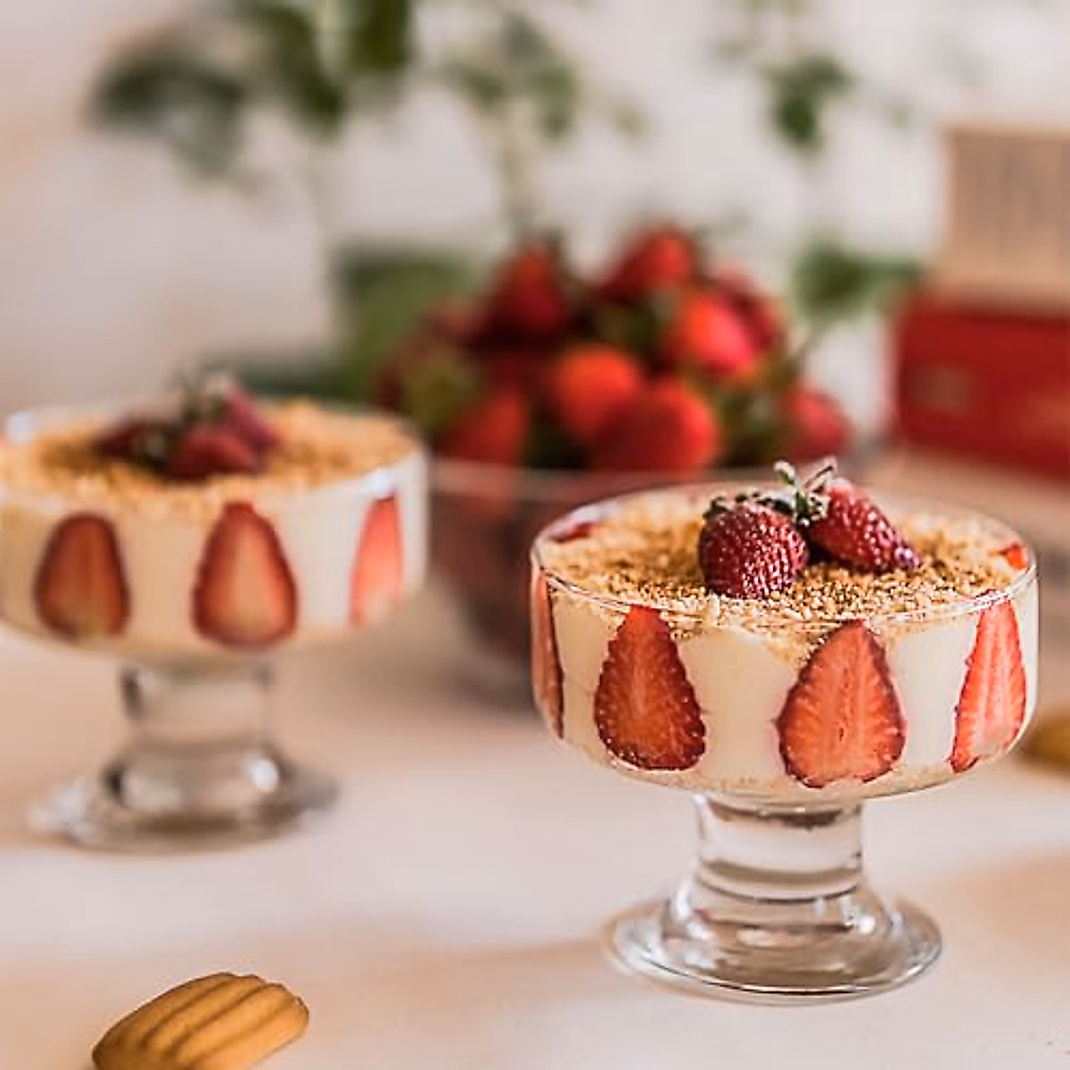 binsakao Glass Ice Cream Bowl Set, Small Clear Mini Footed Dessert Cups for Friut Pudding Trifle Parfait Sundae Nuts Cocktail Drinks Party (6.3 oz, 6 pcs)