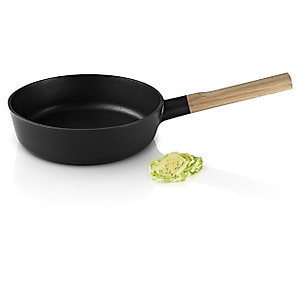 Eva Solo | Nordic Kitchen Saute Pan | Lightweight Aluminium, Easy Handling & Low Weight | Suitable for all Heat Sources – Including Induction | Easy to Clean | Danish Design, Functionality & Quality