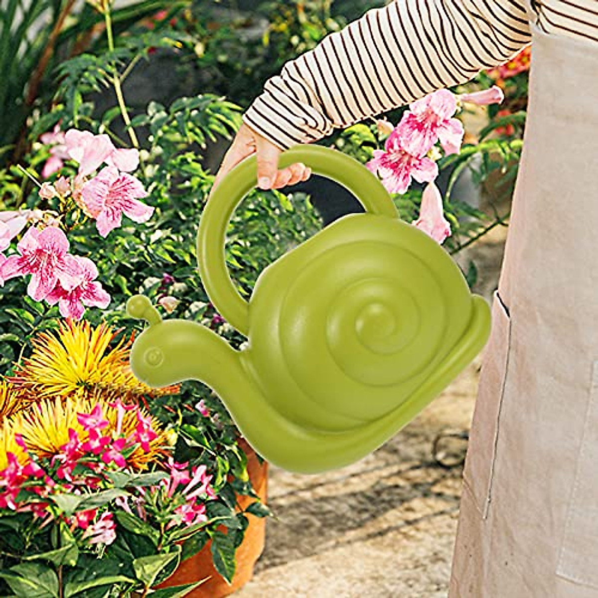 NUOBESTY 2Pcs 1L Watering Can Plastic Snail Shape Watering Pot Garden Watering Bucket for Kids Toddler Bonsai Indoor Outdoor Plant Watering