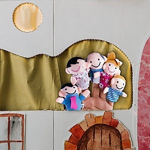 Super Z Outlet Mini Grandparents, Mom & Dad, Brother & Sister Family Style Finger Puppets for Children, Shows, Playtime, Schools - 6 Piece (Family 1)