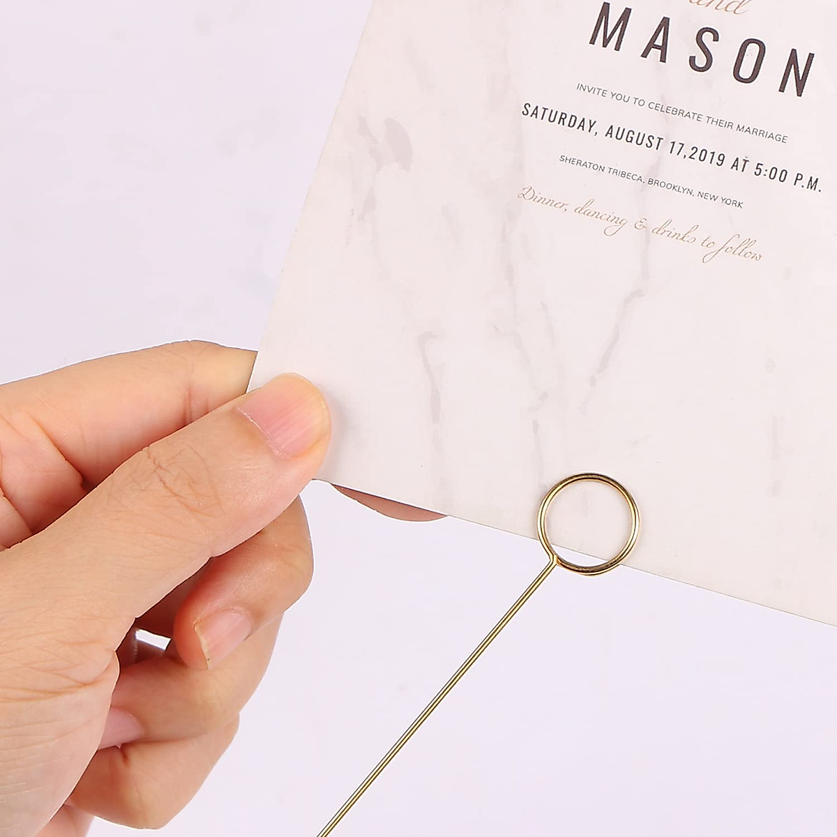 BENBO 20 Pieces Metal Wire Floral Place Card Holder Round Photo Memo Note Table Number Holder Pick Gold Floral Gift Card Holder Clips for Flower Arrangements,Wedding and Birthday Party, 13.4 Inch