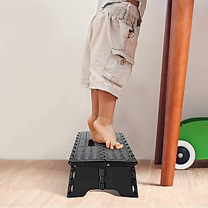 Folding Step Stool, Plastic Portable Black Step Ladder One Step Ladder Lightweight Step Chair Ladder for Elderly Pregnant Bathroom Travel Use, Holds to 150kg, 14.9 * 8.5 * 5.1