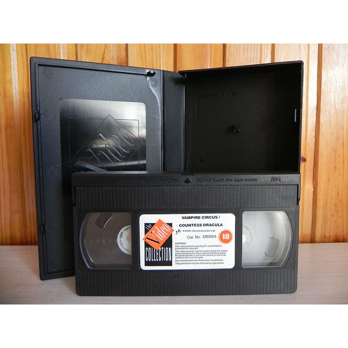 Vampire Circus - Countess Dracula - Double 2 Bill - Cert (18) - Pal VHS