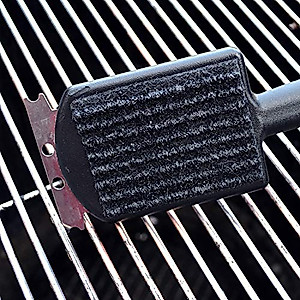 Kingsford GrillMate Grill Cleaner Replacement Pads Twelve Count Sturdy, Non-Metal Bristles