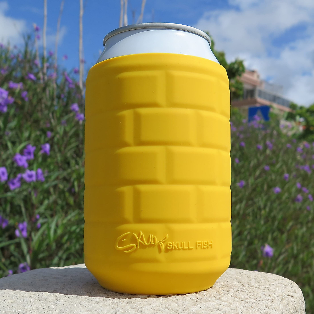 Soft Silicone Sleeves Insulators for Standard Soda/Beverage/Beer Can, Standard Soda/Beverage/Beer Can Silicone Cold Insulating Covers, 12OZ Beer Bottle Sleeves(Blue)