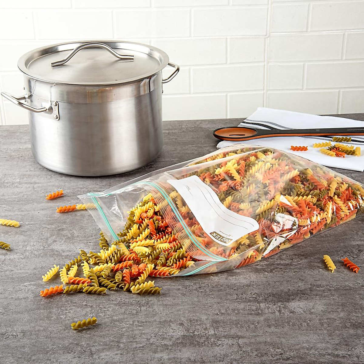 Restaurantware Bag Tek 2 Gallon Storage Zip Bags 25 Disposable Zipper Pouch Bags - Double Zipper Greaseproof Clear Plastic Zip Bags With Write-On-Label For Food Organization And Storage