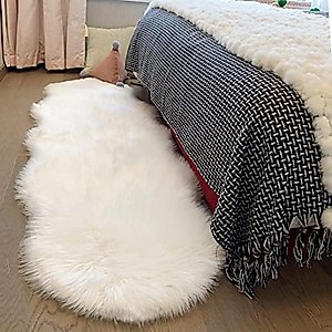 Bonshill Faux Fur Rug,Washable Fluffy Rug,White Throw Rugs for Living Room,2x6Runner Rug,Shag Nursery/Kids Rug,Furry Carpet for Bedroom Decor,Sheepskin Fur Rugs for Bedroom Aesthetic(with Laundry Bag)