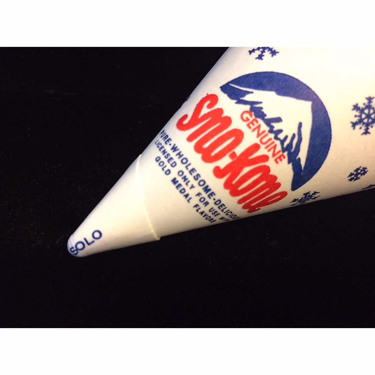 MC Distributors - Gold Medal 100 Retro 6oz Snow Cone Cups - Wax Coated (Genuine "Sno-Kone") (100 Pack)