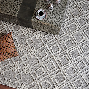 MY SWANKY HOME Gray White Ivory Wool Geometric Diamond Pattern Area Rug | 8 x 10 Tribal Ethnic