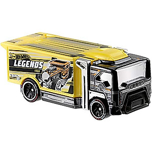 ​Hot Wheels id Vehicle​​ HiWay Hauler 3.0 with Embedded NFC Chip, Uniquely Identifiable, 1:64 Scale, for Kids Ages 8 Years and Older