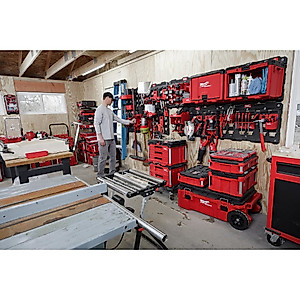 Milwaukee Plate Wall Large PACKOUT 48-22-8487