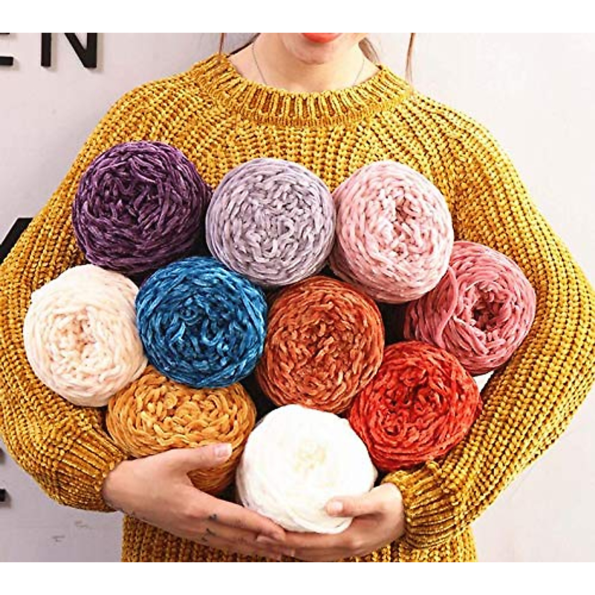 DIRUNEN Baby Chenille Velvet Yarn Bulky Vegan Soft Yarn Knitting Yarn Polyester Blended Cotton Chenille Yarn Hand Knitting Yarn DIY Crochet Thread for Clothing Hat Scarf Blanket Light Grey 0.55 lb