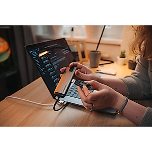 Verbatim 64GB USB 3.0 Store 'n' Go V3 Flash Drive - Cap-Less & PC/Mac Compatible - Gray