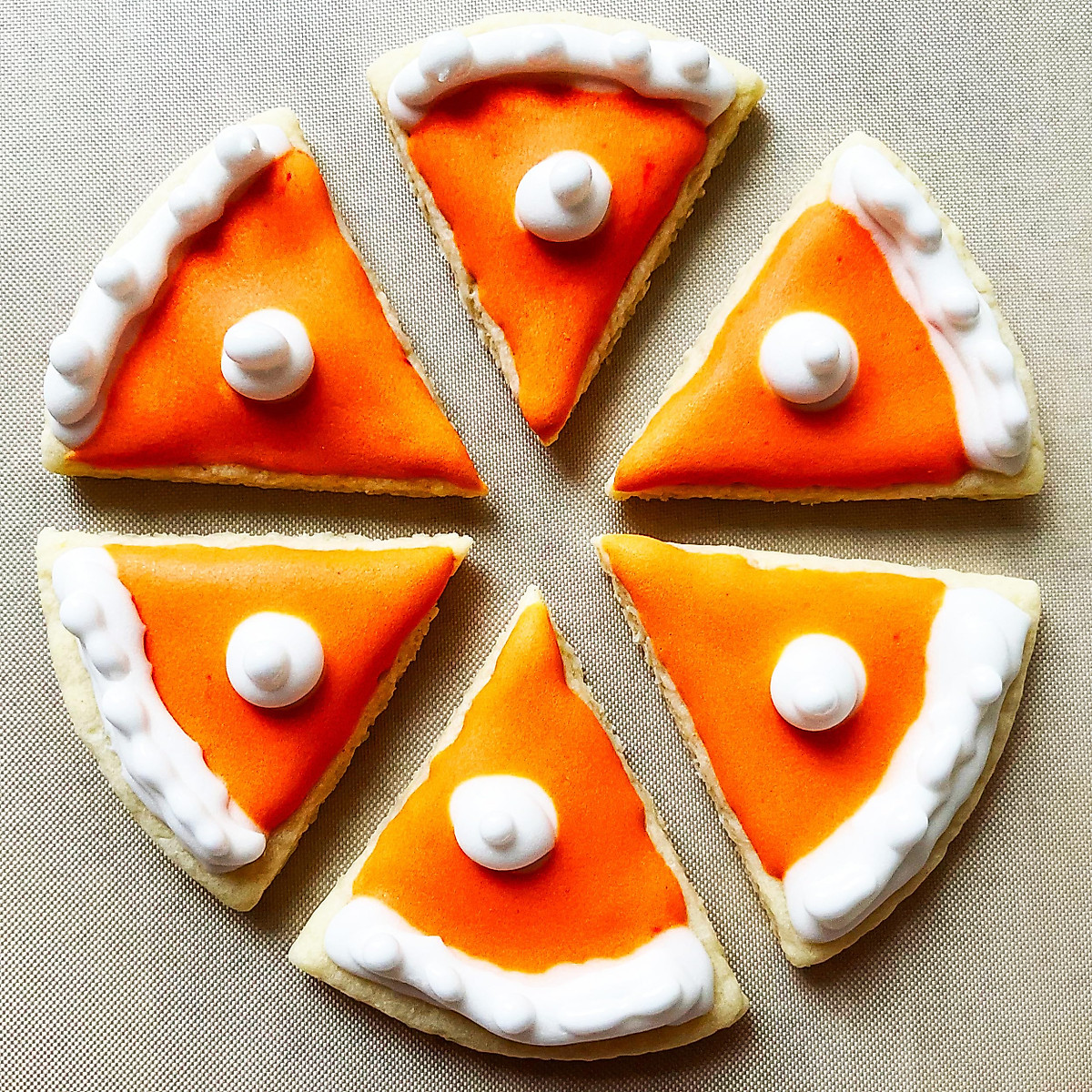 Multi 2.5" 6 Slice Pizza Pie Cookie Cutter, Multicutter for Pumpkin or Apple Pie Cookies, Orange or Watermelon Slices, 6 pcs Cookie Puzzle, Dough, Fondant (Pizza Pie (2.5" slices))